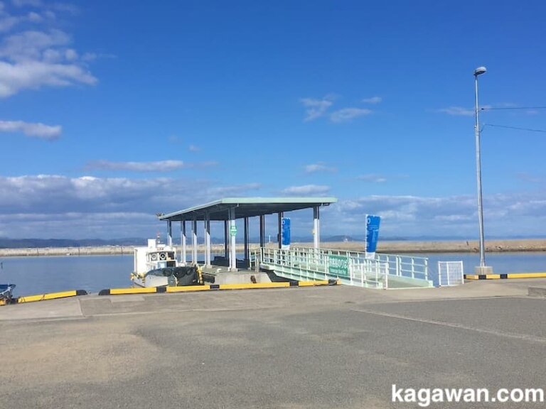 【豊島経由】岡山県の宇野港と小豆島の土庄港を結ぶ「小豆島豊島フェリー」の時刻表・料金 | カガワン